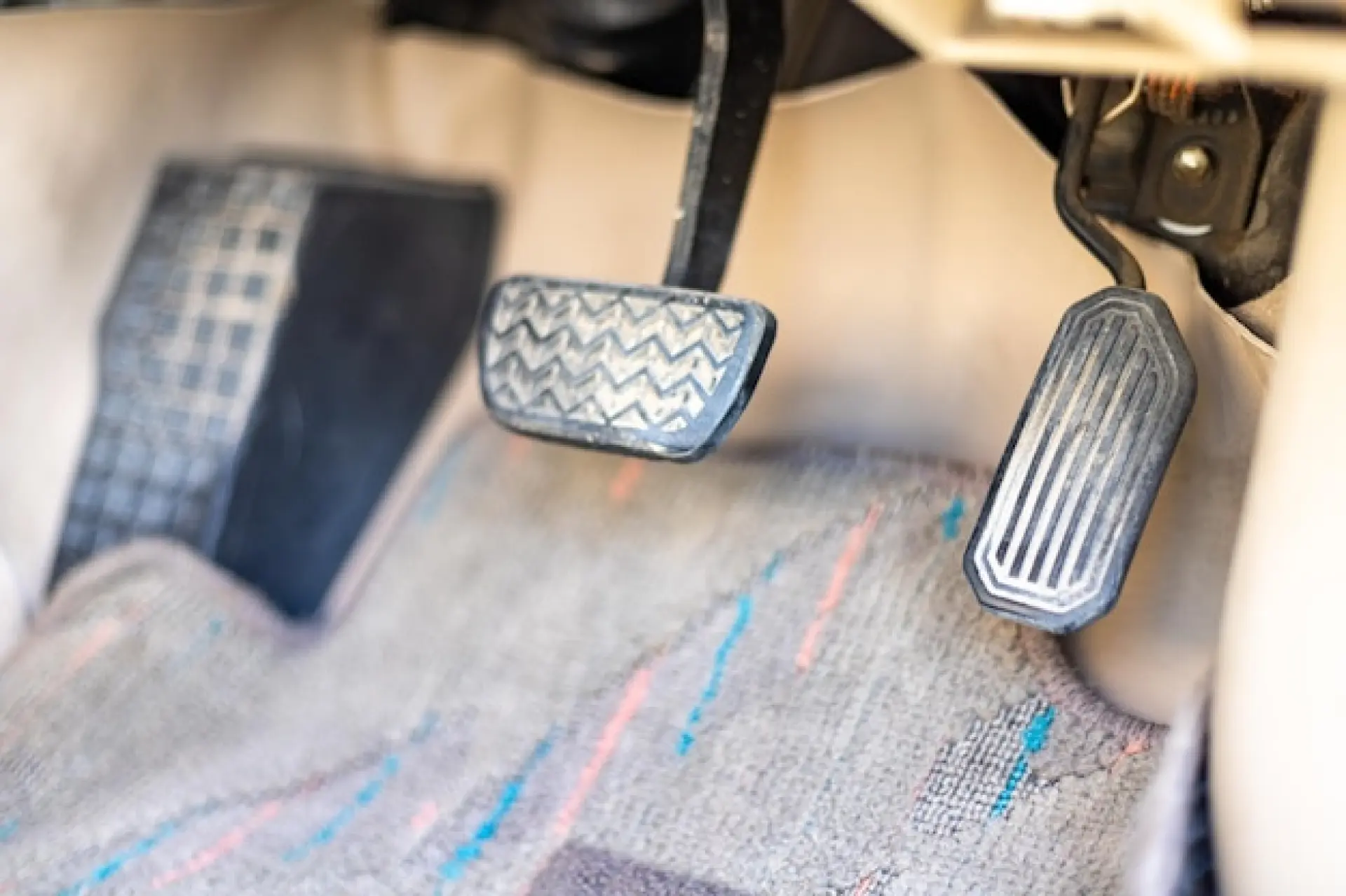 Why Driving Instructors Use Dual Control Vehicles