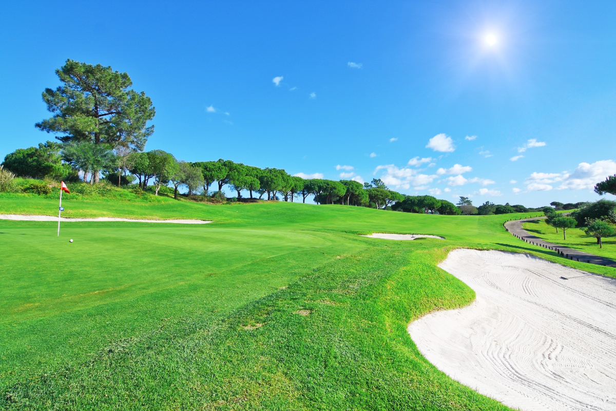 What Makes Good Golf Course Bunker Sand?