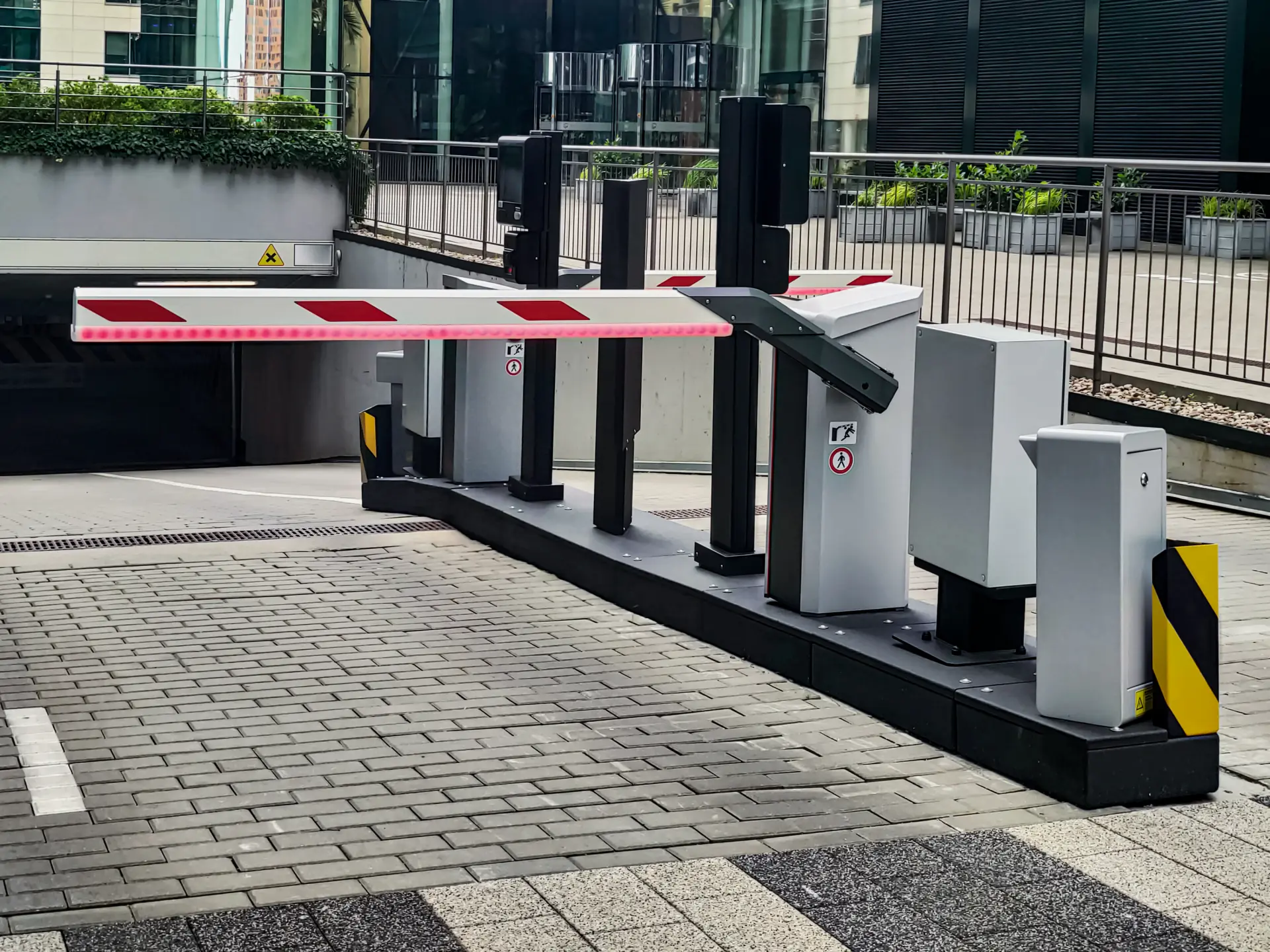 PAS 68 vs IWA-14 Explained: Gate Safety Standards