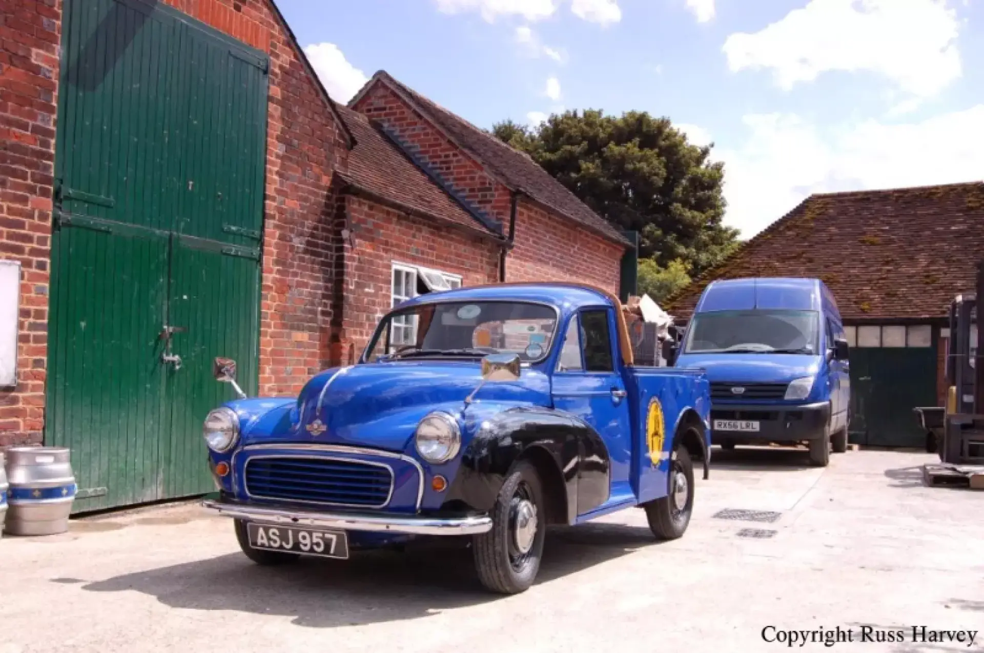Morris Minor Spares Shop - UK Classic Morris Minor Specialist