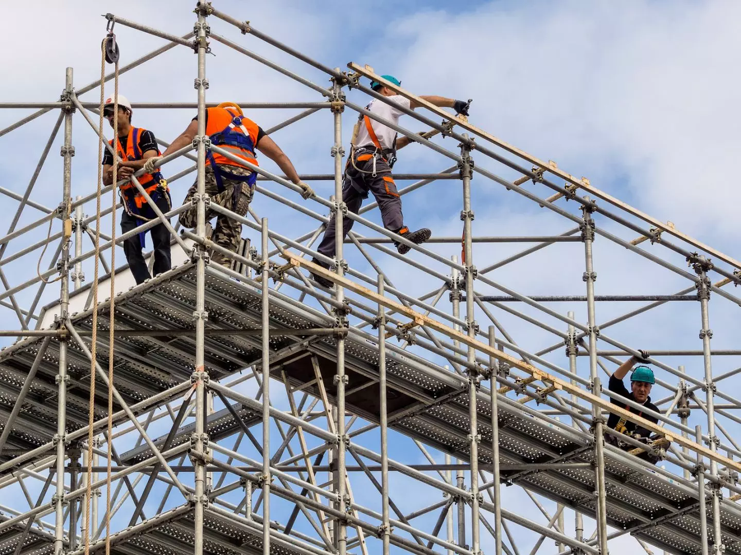 What Are 3 Rules Working At Height? Construction Site Safety Nets In ...