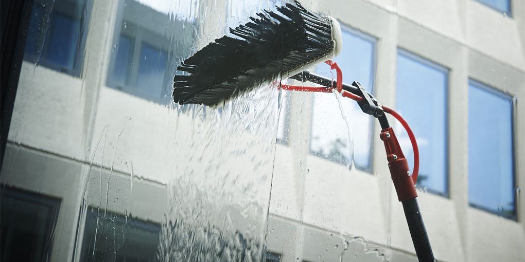 Cardiff Window Cleaning Company : Window Cleaning Cardiff